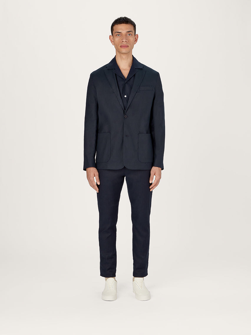 LESTRANGE | A simplified wardrobe for men