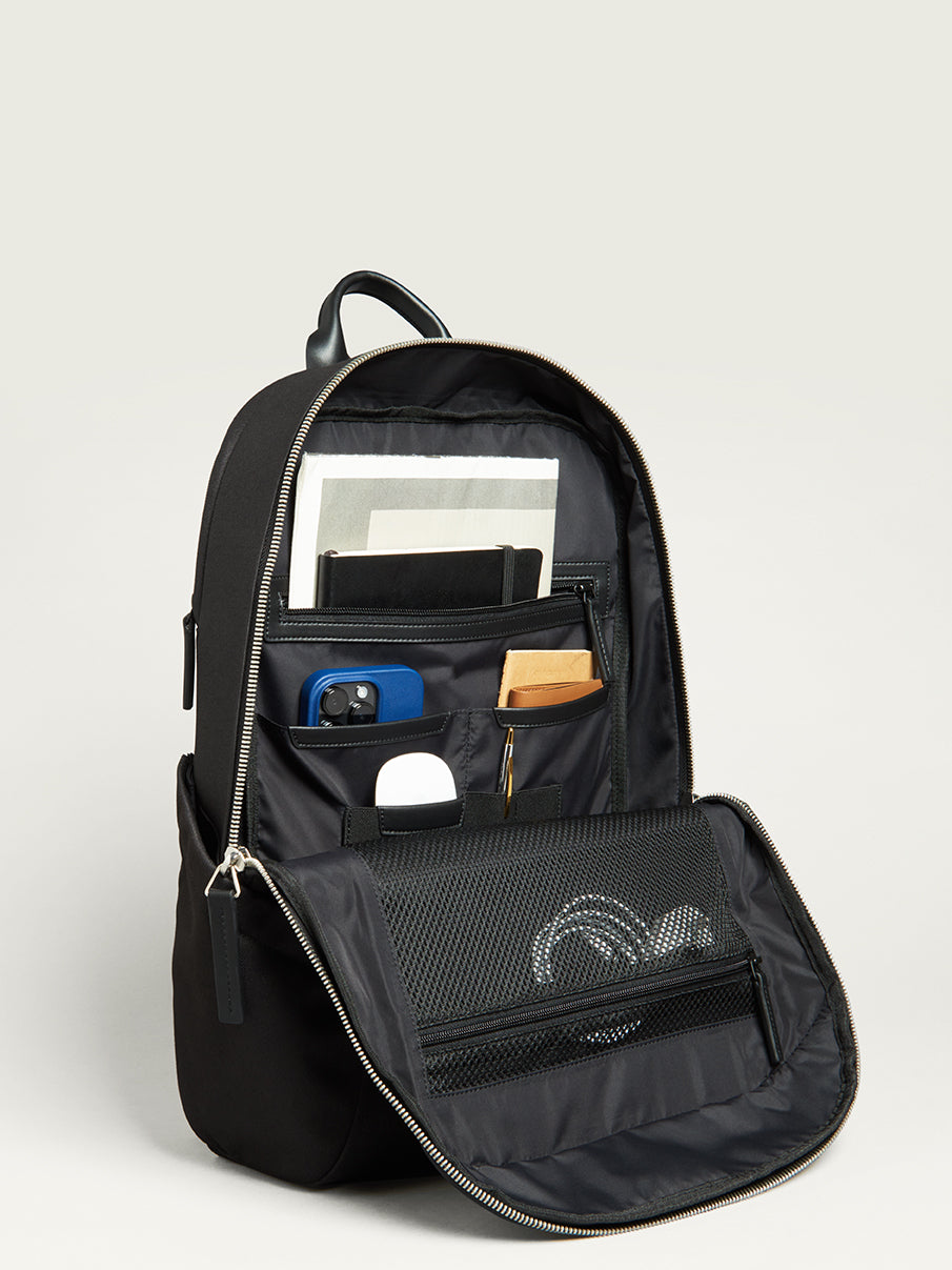 LESTRANGE | A simplified wardrobe for men