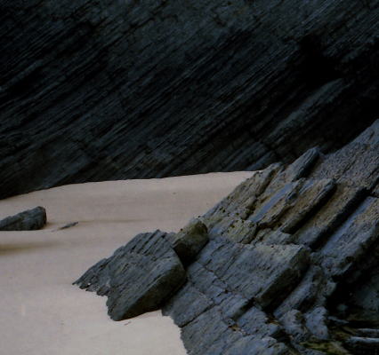 LESTRANGE | A simplified wardrobe for men